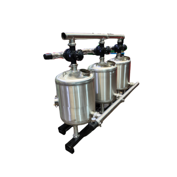 What is the difference between the two types of sand filters?